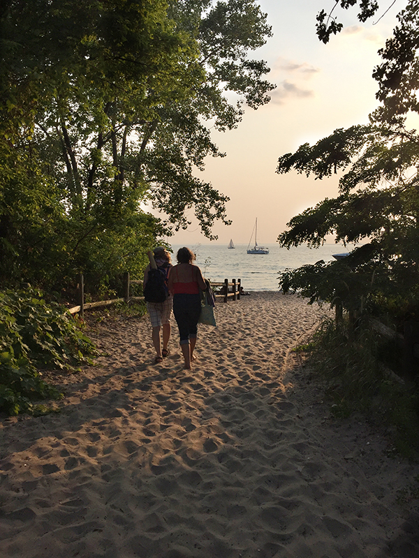 Hanlan’s Point Beach | LIVING TORONTO